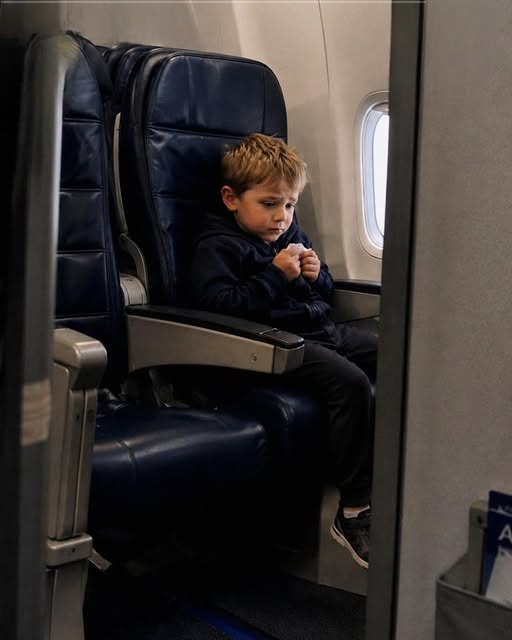 A Boy on a Flight Handed Me a Note and Ten Dollars—It Transformed My ...